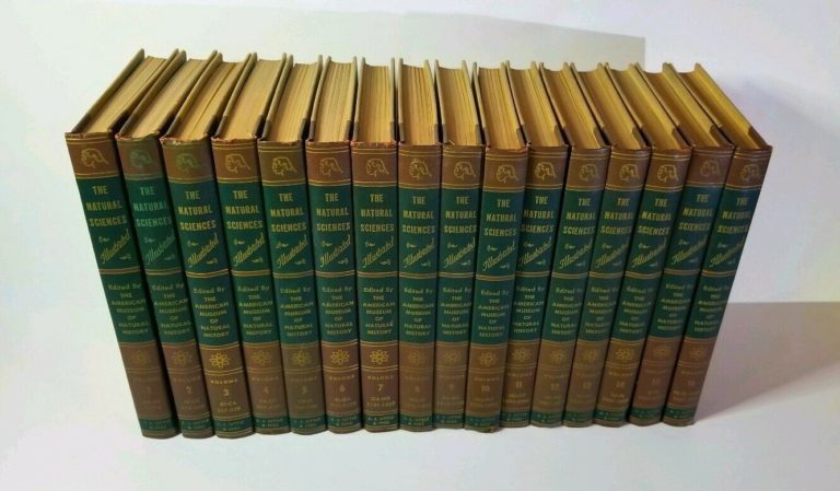 Twin Peaks Prop - Harold Smith's Books | TWIN PEAKS BLOG